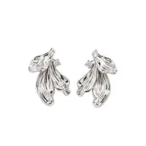 UCHI & SOTO Kinmokusei Petal Statet Earrings - Silver