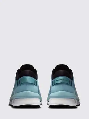 On Trainers Colour