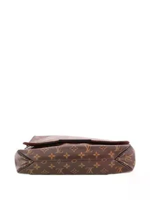 LOUIS VUITTON District Messenger Bag Macassar Monogram Canvas Mm Crossbody Bag