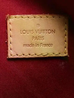 LOUIS VUITTON 2008 Gm Alma Pomme D’amour Monogram Vernis Tote Bag