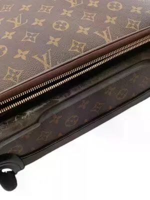 LOUIS VUITTON 2009 45 Pégase Monogram Suitcase