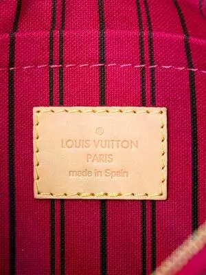 LOUIS VUITTON 2018 Monogram Neverfull Mm Pouch