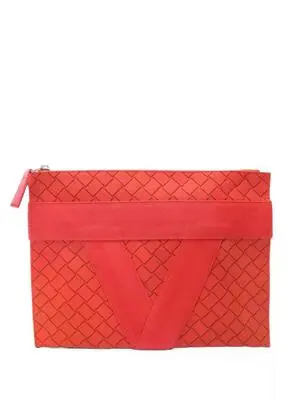 Bottega Veneta 2015-2026 Intrecciato Clutch Bag - Red