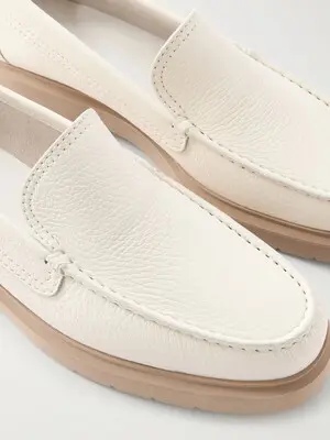 Brunello Cucinelli Textured Leather Loafers - Neutrals