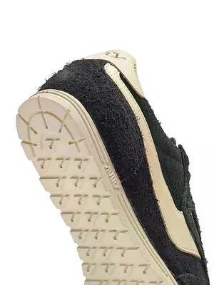 AUTRY Low Top Sneakers