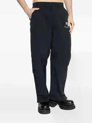 UMBRO Logo Embroidered Trousers