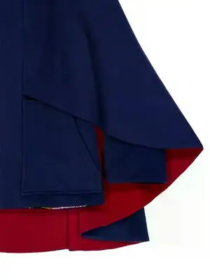 La DoubleJ Zip Fastening Cape