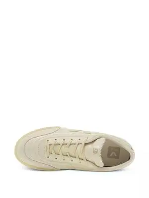VEJA Panenka V Panelled Lace-up Sneakers - Neutrals