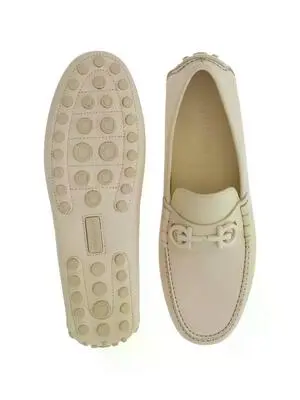 FERRAGAMO Gancini Plaque Leather Loafers