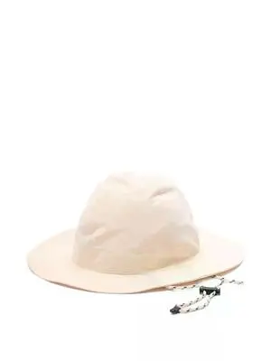 Moncler Logo Patch Bucket Hat - Neutrals