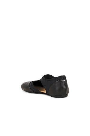 MAISON MARGIELA Tabi Jazz Slipper