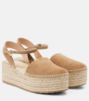 GIANVITO ROSSI Suede Espadrille Platform Sandals - Beige