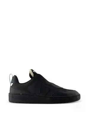 VEJA V-90 Lace-up Sneakers - Black