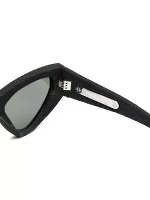 Gucci Cat-eye Frame Sunglasses - Black