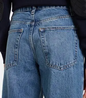 FRAME Essential Straight Jeans