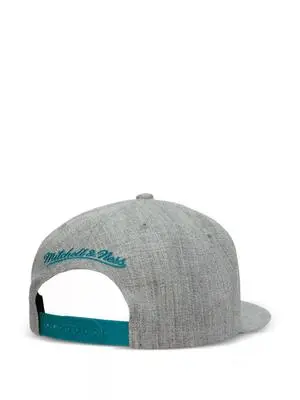 Mitchell & Ness Charlotte Hornets Team Snapback Cap - Grey