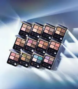 CLE DE PEAU BEAUTE Eye Colour Shadow Quad