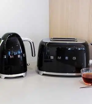 SMEG 2-slice Toaster - Black