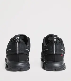 On 6 Trainers