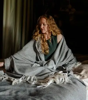 ARAMINTA CAMPBELL Alpaca-blend Willow Throw