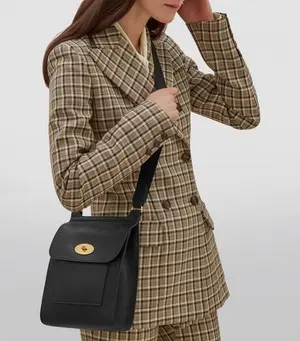 Mulberry Medium Leather Antony Messenger Bag - Black