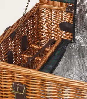 LES JARDINS DE LA COMTESSE Champs Elysées Picnic Basket And Dining Set