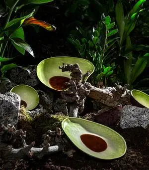 BORDALLO PINHEIRO Kiwi Bowl
