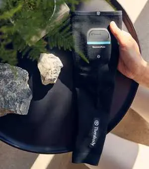 THERABODY Recoverypulse Arm Sleeve