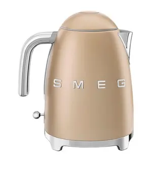 SMEG 50s Style Kettle Matte Champagne