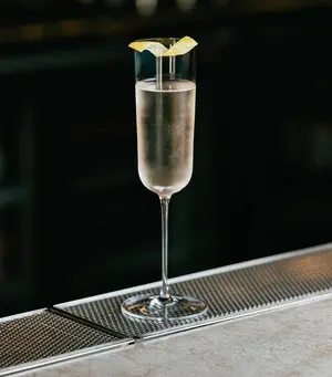 RICHARD BRENDON Classic Champagne Flutes