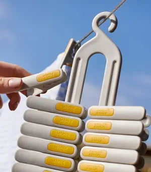 JOSEPH JOSEPH Pegstore 30-piece Clothes Peg Set