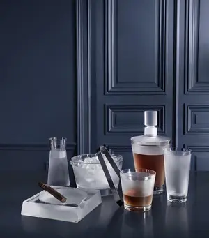 Lalique Crystal Wingen Decanter