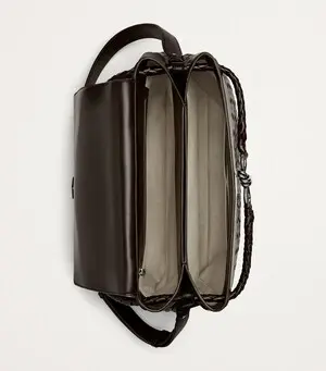 Bottega Veneta Medium Andiamo Messenger Bag
