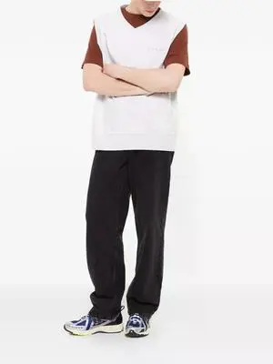 FREEDOM OF SPACE V-neck Logo Vest