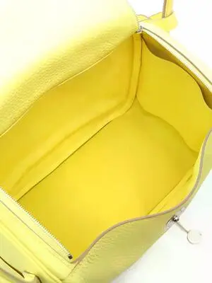 Hermès Lindy 26 Leather Shoulder Bag - Yellow