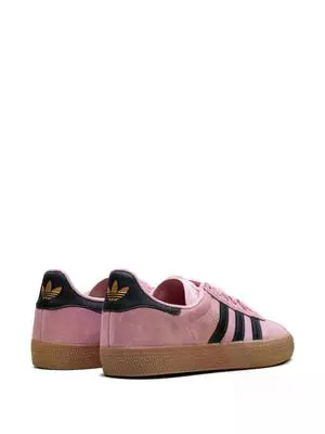 Adidas Gazelle Adv Striped Sneakers