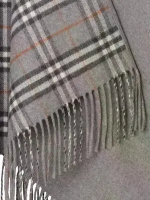 Burberry Reversible Check Wool Cape - Grey