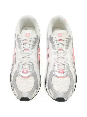 NEW BALANCE 204l Logo-patch Sneakers - White