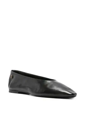 Saint Laurent Pointed Toe Leather Loafers - Black