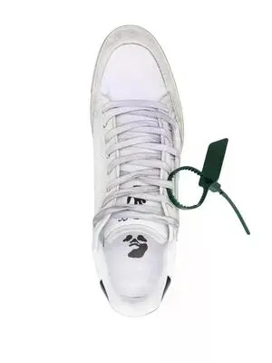 Off-White Lace-up Low-top Sneakers