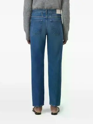 Closed Jayla Jeans In Medium