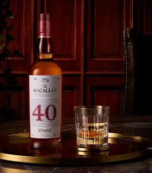 THE MACALLAN The Red Collection 40-yr-old Single Malt Scotch Whisky