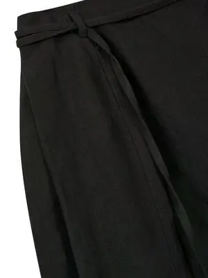 STUDIO TOMBOY Tie Wrap Skirt - Black
