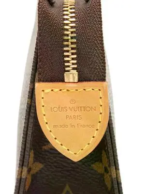 LOUIS VUITTON Monogram Toiletry 15 Pouch