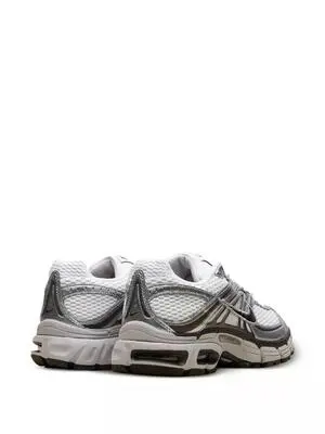 Nike Max Moto 2k Sneakers - White