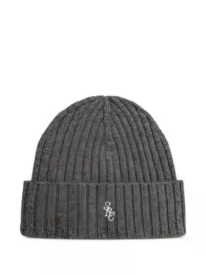 SPORTY & RICH Ribbed Logo Beanie - Grey