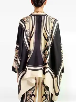 La DoubleJ Asymmetric Hem Buttoned Shirt