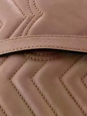 Gucci Gg Marmont Matelasse Leather Medium Shoulder Bag - Neutrals