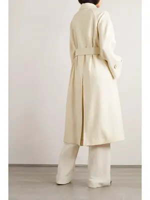 Chloé Belted Trench Coat In Silk, Wool, And Cashmere-blend