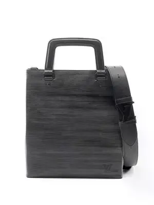 LOUIS VUITTON Leather Fold Handbag - Black